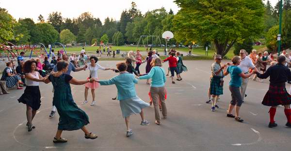 Dancing in the Park - RSCDS Vancouver